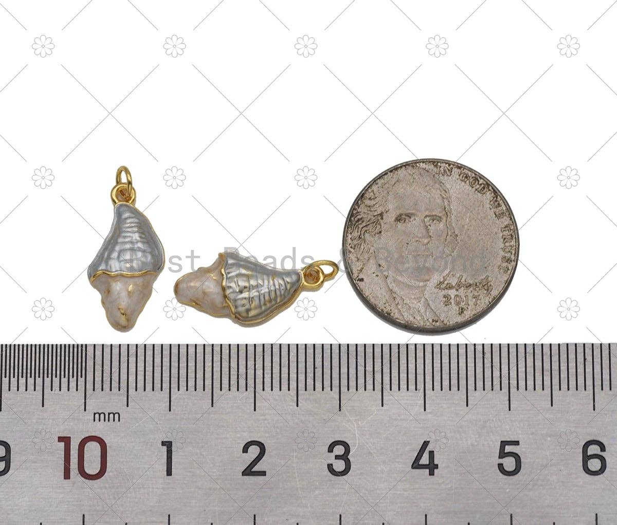 Enamel Conch Charm, Sku#Y590 – Bestbeads&Beyond