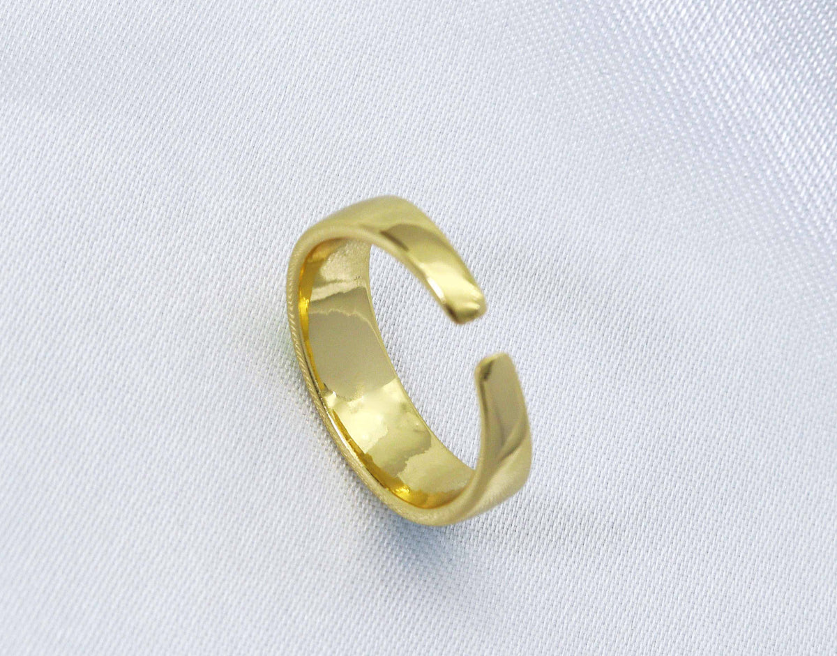 CZ Enamel Smile Face Ring, Sku#LD152N – Bestbeads&Beyond